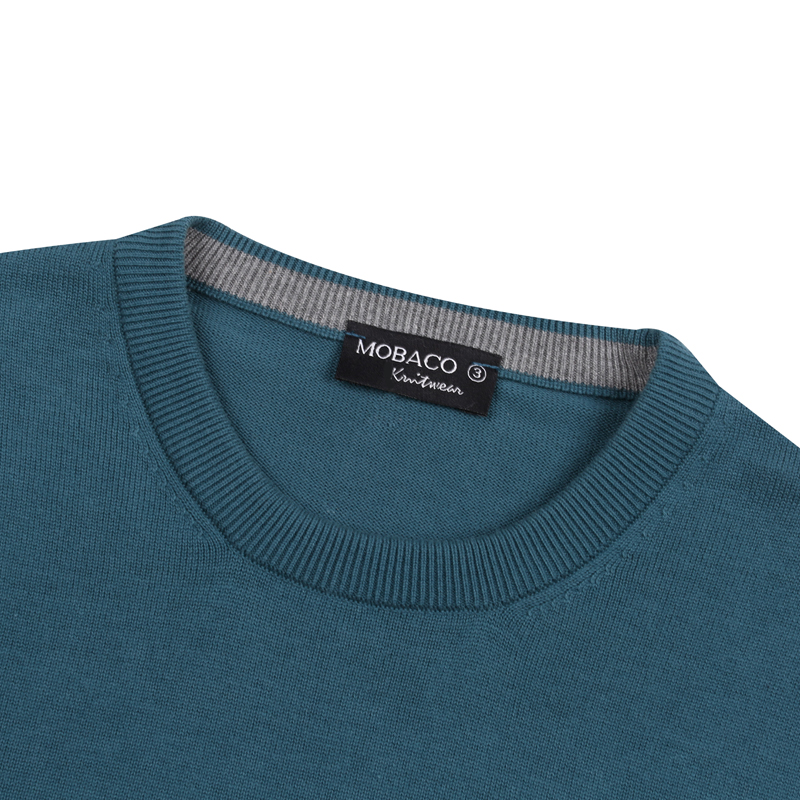 Round Neck Knit Sweater - Mobaco
